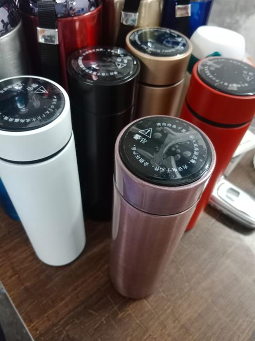 Temperature Water Bottle, LED Temperature Display | SmartCrockery.pk